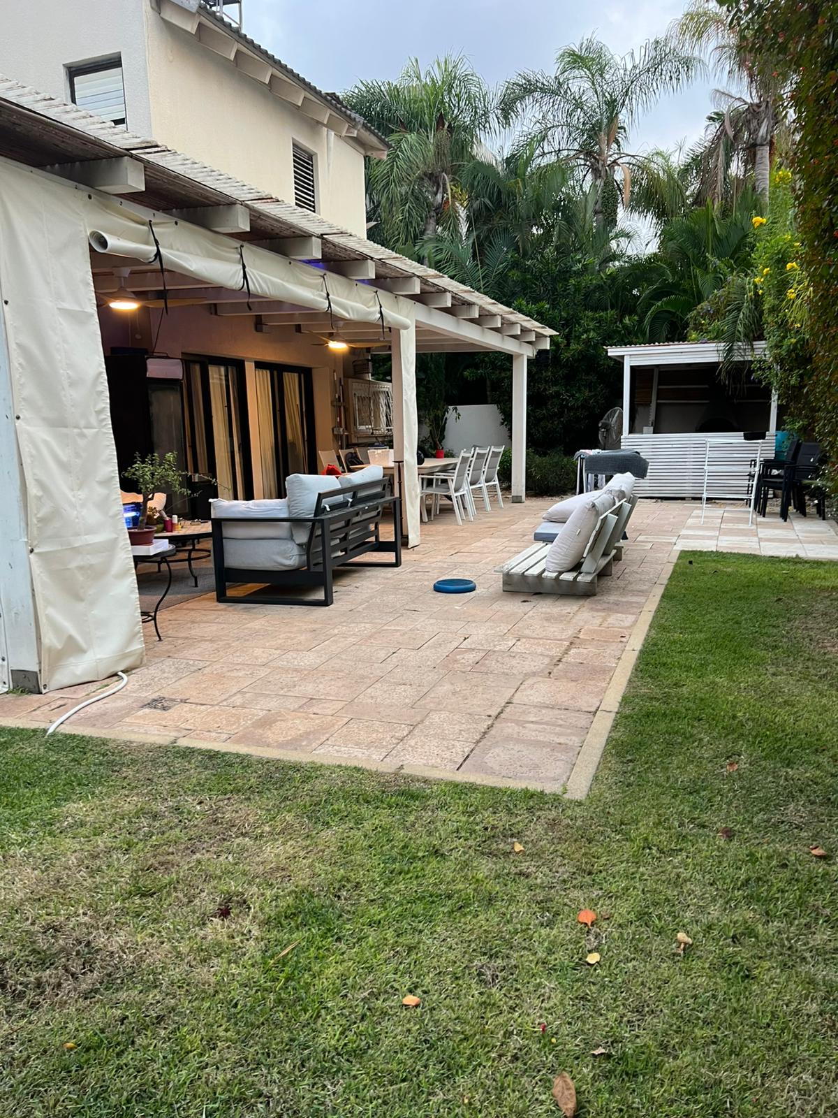 Noff Yam 6 room house for rent - Raz Luxury Real Estate